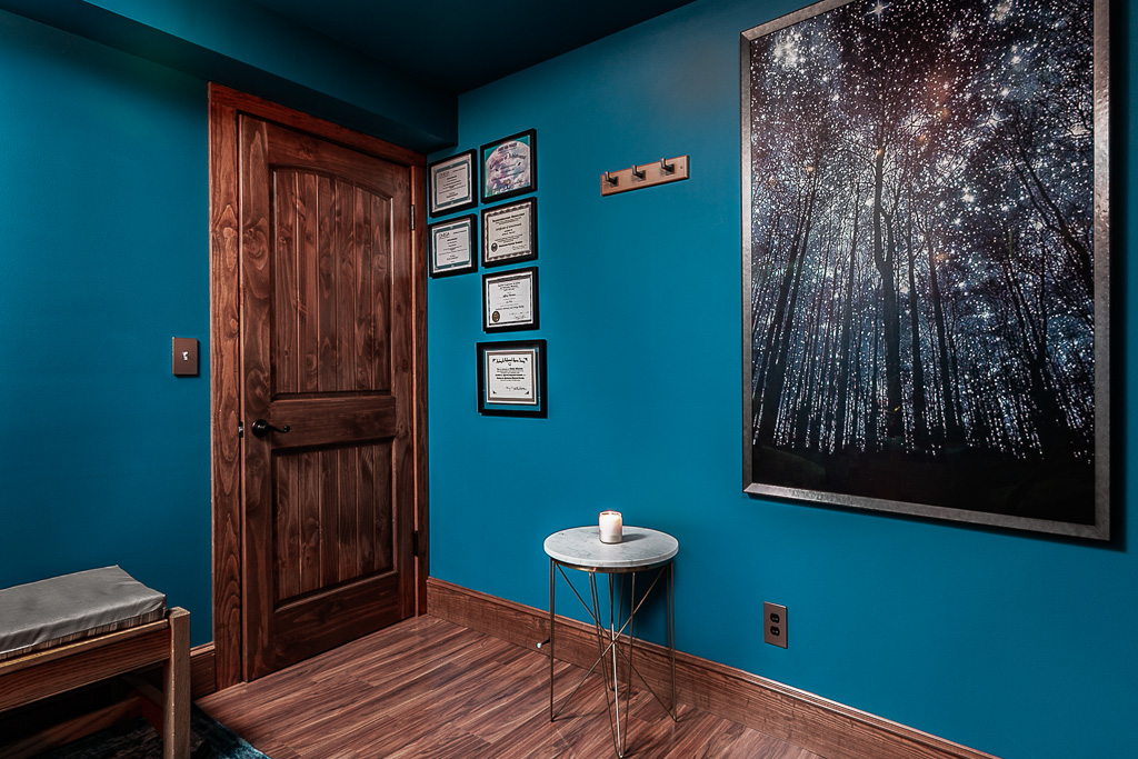 Professional Reading Room – Anthony Mikolojeski